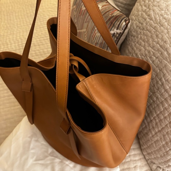 The Row | Bags | The Row Ew Jasper Leather Tote | Poshmark
